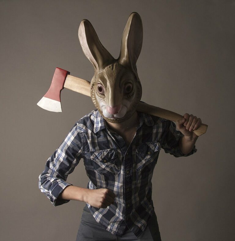 Akron's Most Entertaining Destination for Breaking Things or Painting ...